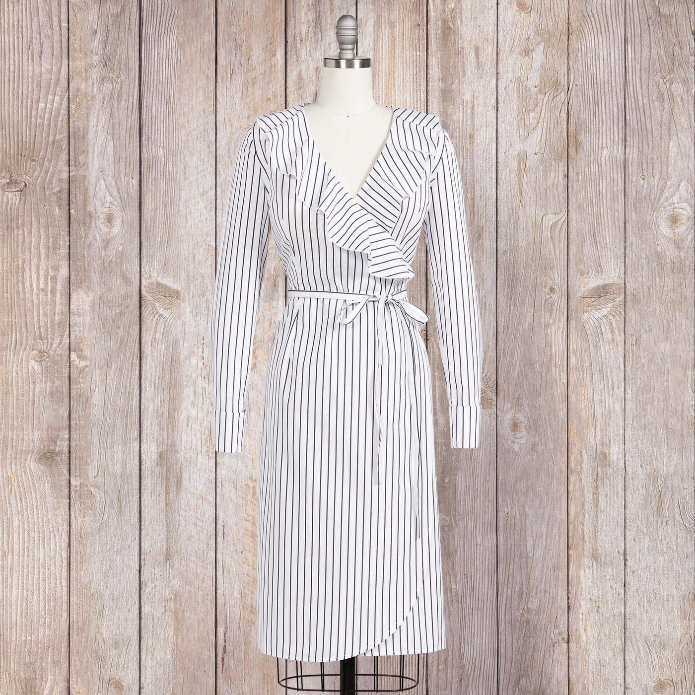 Toot's Shore Dress – The J. Peterman Company