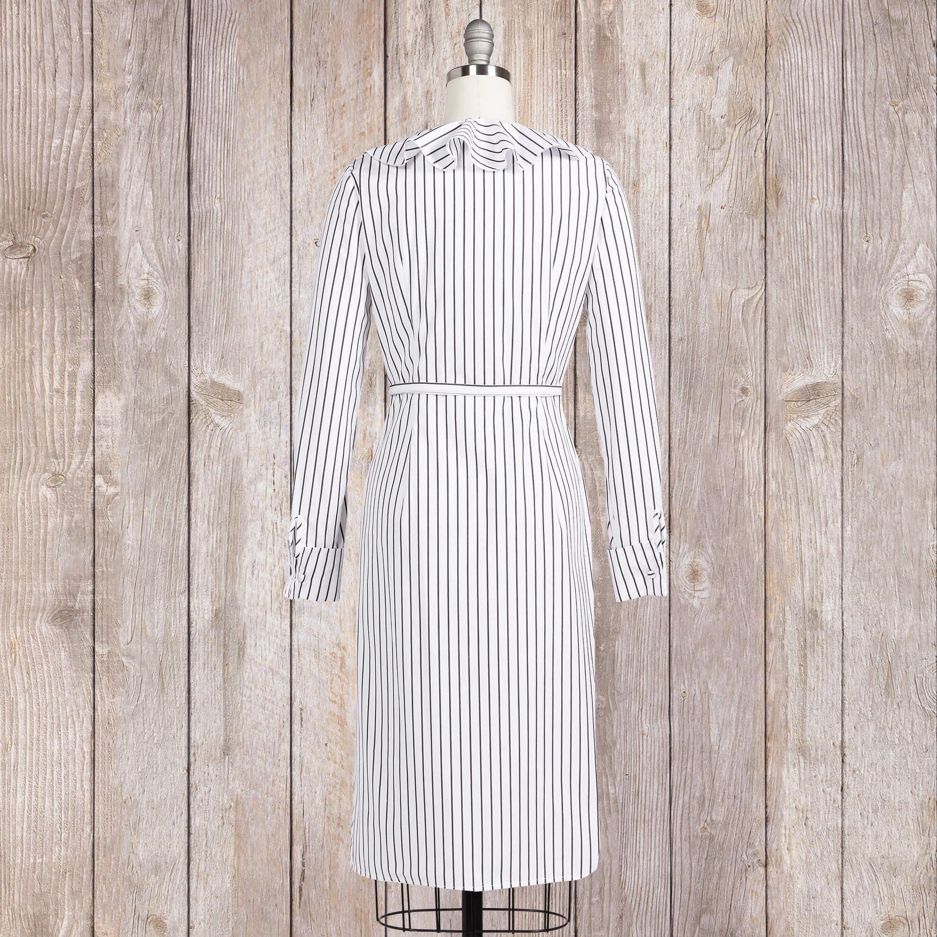 Toot's Shore Dress – The J. Peterman Company